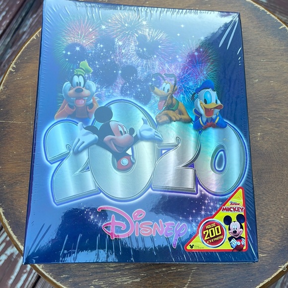 Disney | Other | Disney Photo Album Holds 20 4x6 Photos 2020 Mickey ...